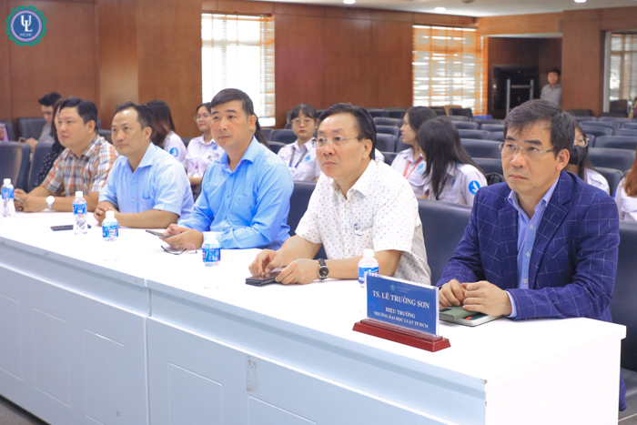 Trường Đại học Luật TP.HCM hợp tác doanh nghiệp tổ chức ký túc xá cho sinh viên